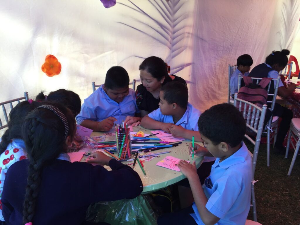 2018 – Session d’Art Thérapie au Château du Réduit auprès d’un groupe d ...